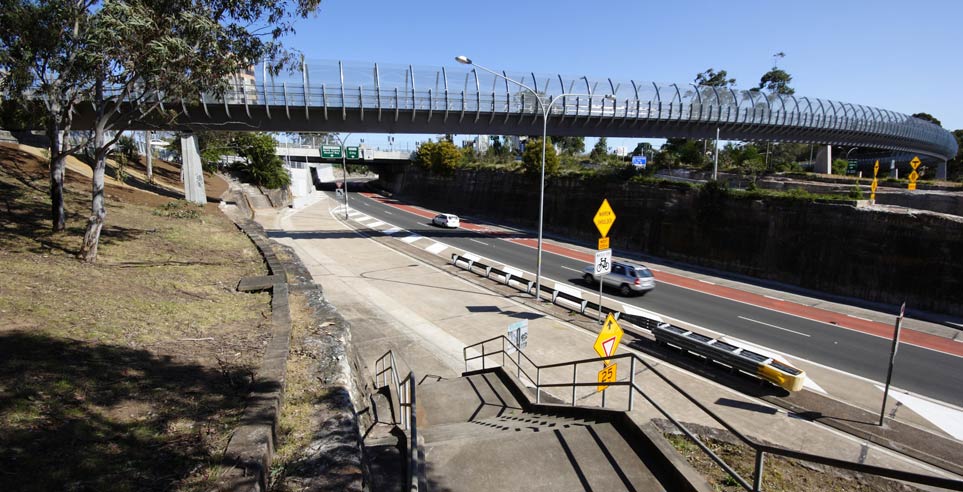 Falcon Street Pedestrian and Cyclist bridge, Sydney | Aurecon